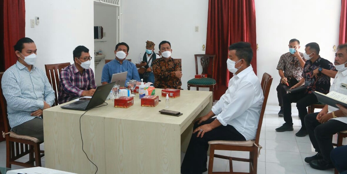 Terima audiensi Panitia Pembangunan Situs Rohani Pdt. Agust Theis ...